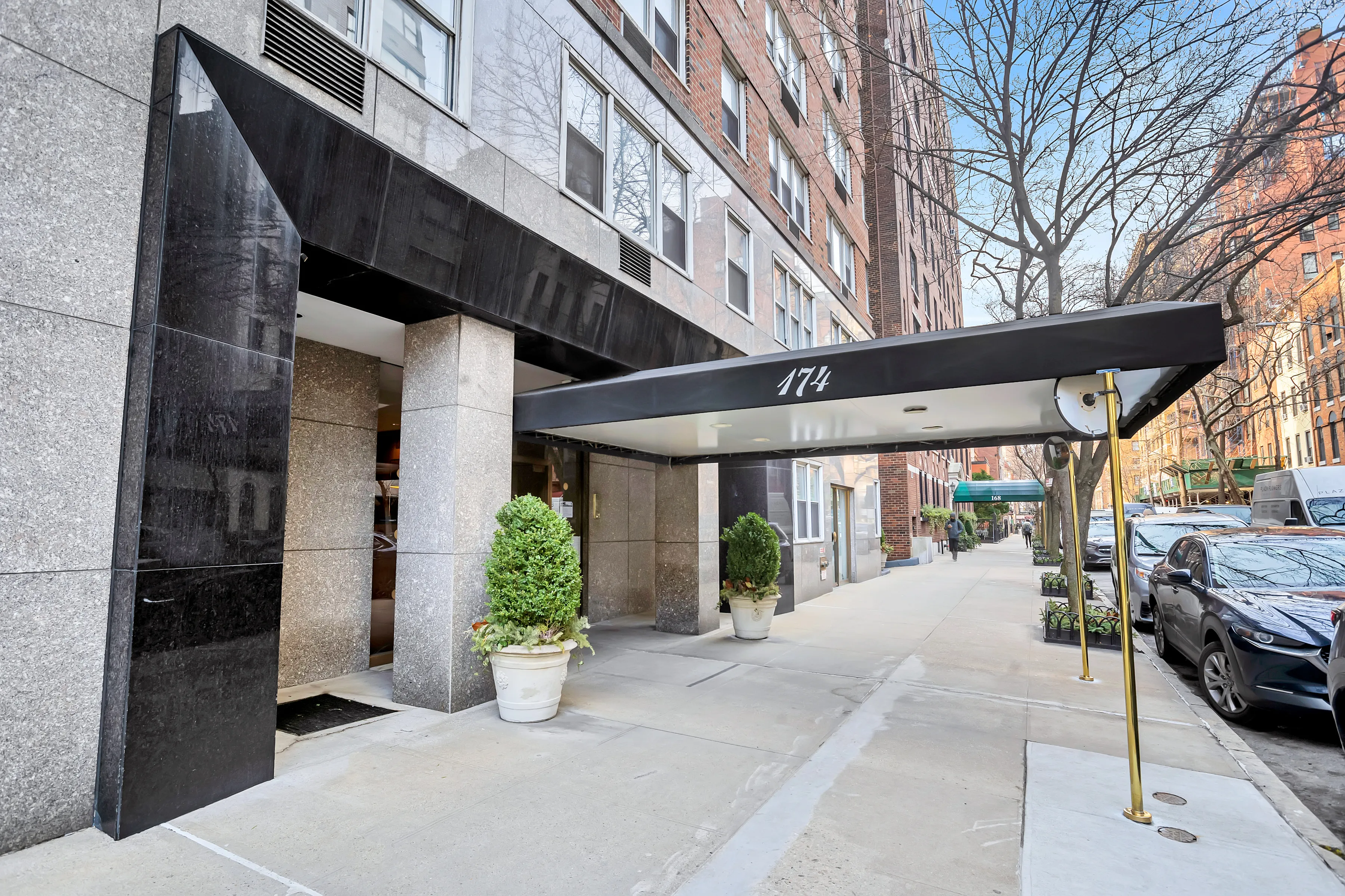 174 East 74th Street #17E in Lenox Hill, Manhattan | StreetEasy