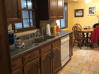 902 E Meadowlark St, Springfield, MO 65810 | Zillow