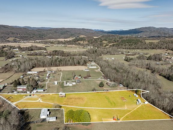 3080 Crackers Neck Rd, Mountain City, TN 37683 | MLS #9959823 | Zillow