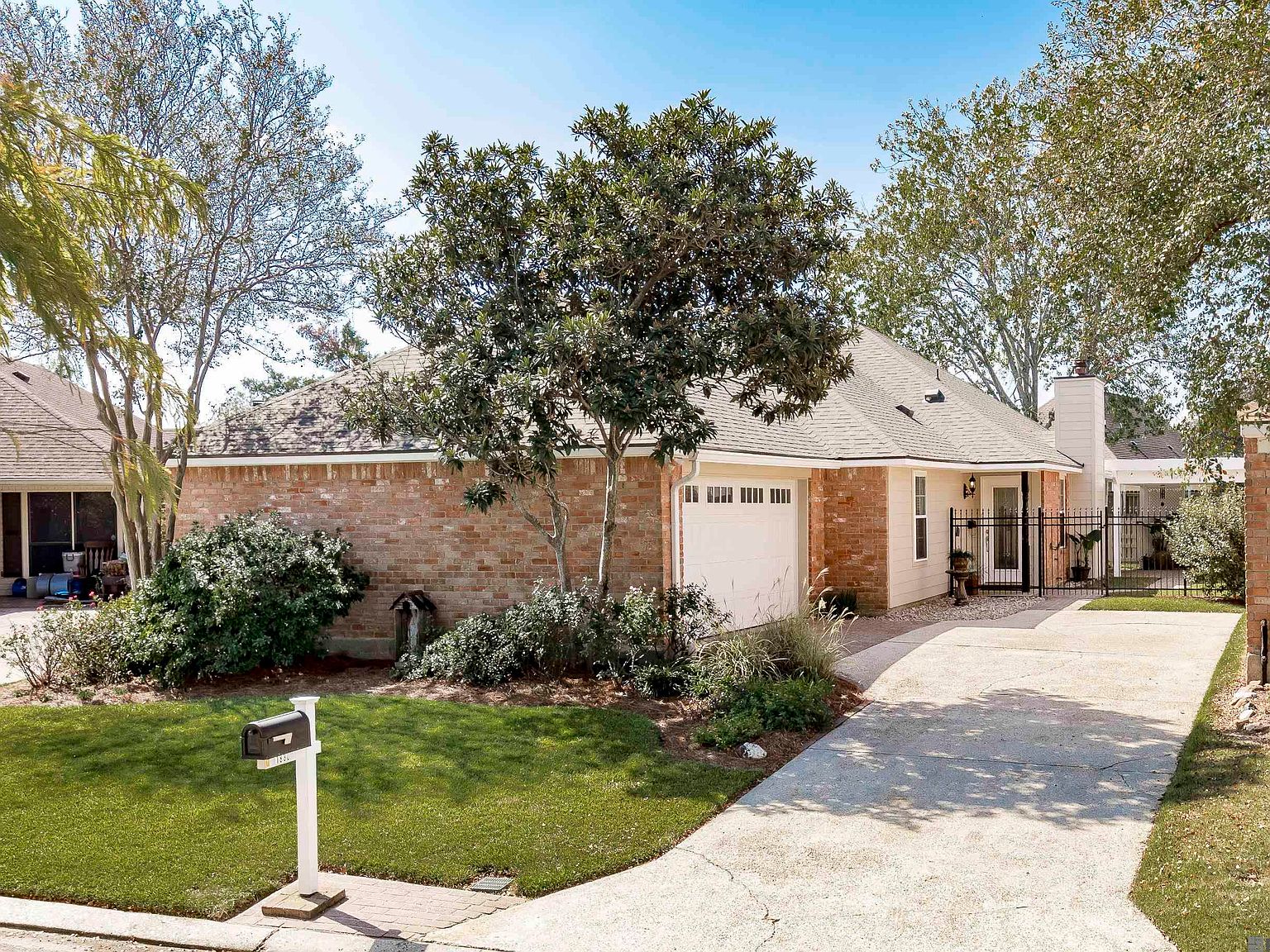 1830 W Fairview Dr, Baton Rouge, LA 70816 | Zillow