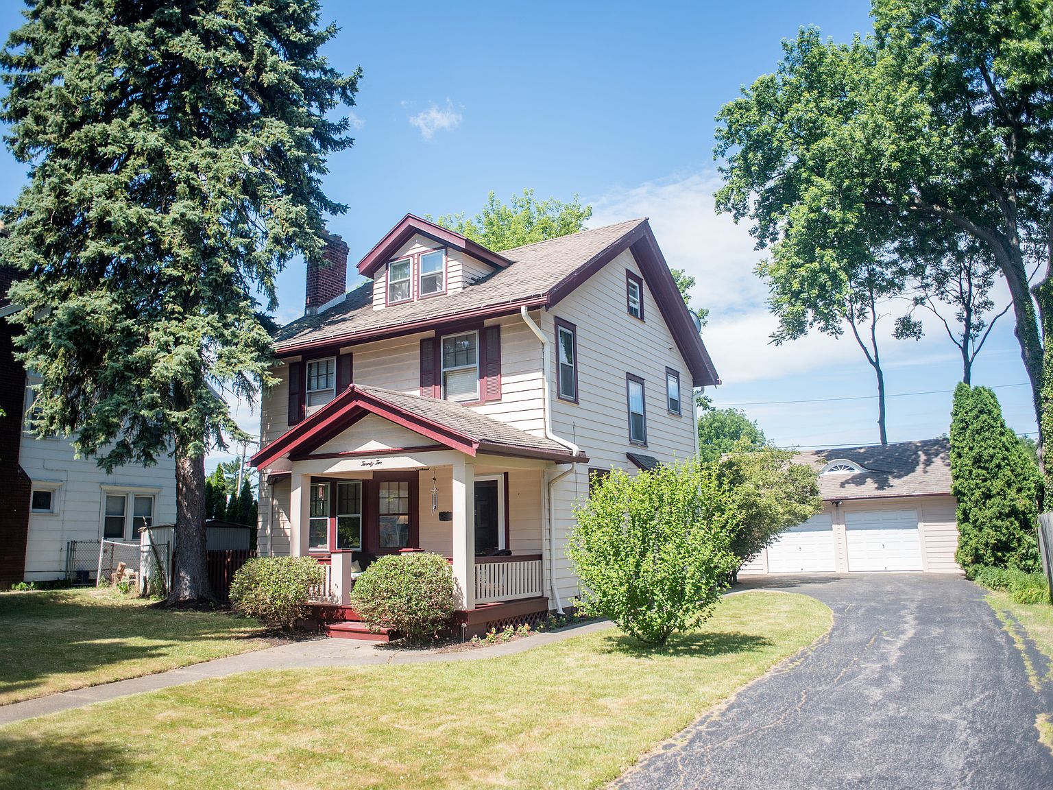 22 Quentin Rd, Rochester, NY 14609 | Zillow
