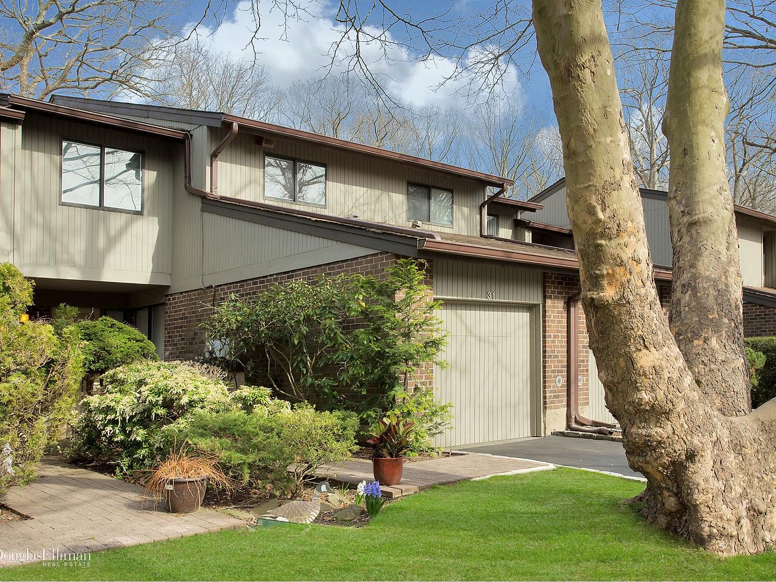 31 Maple Run Dr, Jericho, NY 11753 | Zillow