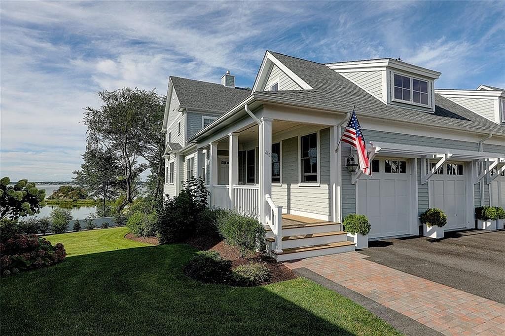 41 Kettle Point Ave, East Providence, RI 02914 | Zillow