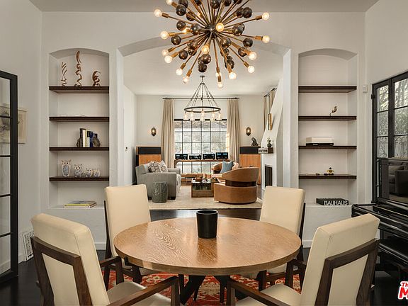 204 S Canyon View Dr, Los Angeles, CA 90049 | MLS #24-371429 | Zillow