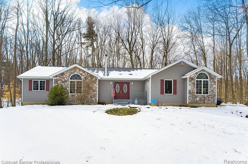 2605 Reed Rd, Lapeer, MI 48446 | Zillow