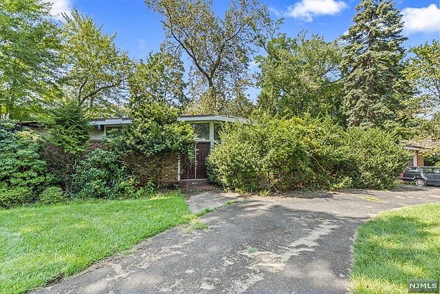 190 Schraalenburgh Rd, Haworth, NJ 07641 | Zillow