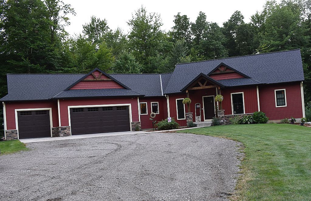 1109 Kenowa Ave SW, Byron Center, MI 49315 | Zillow