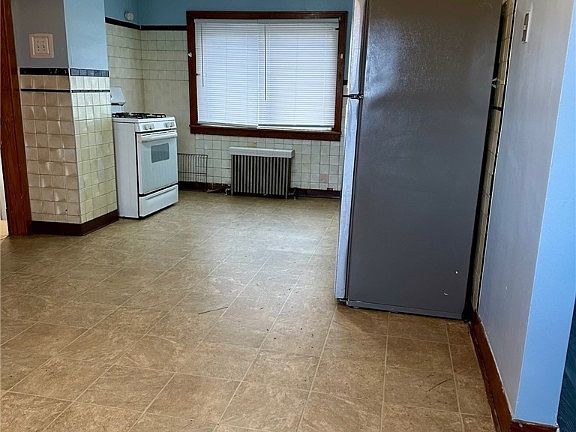 1261 Ridge Rd, Lackawanna, NY 14218 | Zillow