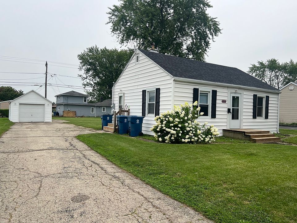 1904 Wilcox St, Crest Hill, IL 60403 | Zillow