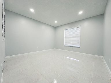 4475 Lucerne Villas Ln, Lake Worth, FL 33467 | Zillow
