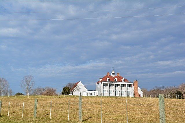 530 James River Rd, Wingina, VA 24599 | Zillow