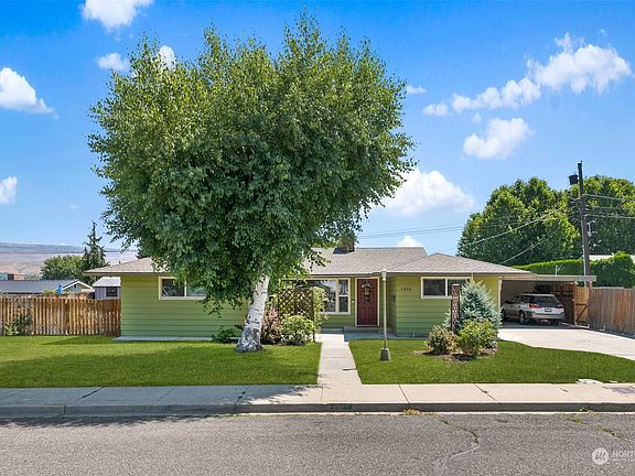 1315 Poe Street, Wenatchee, WA 98801 | MLS #2208505 | Zillow