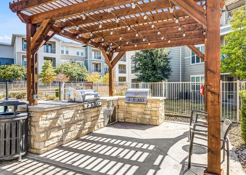 828 Bebee Rd Kyle TX | Zillow