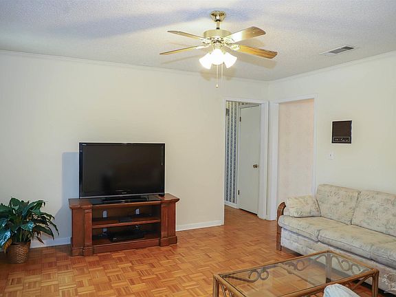 3022 Ranchette Sq, Gulf Breeze, FL 32563 | Zillow