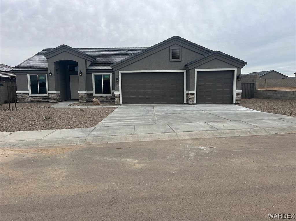 3312 Sonora Desert St, Kingman, AZ 86401 | Zillow