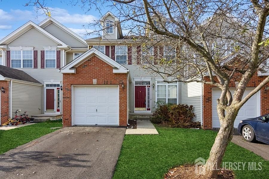 7 Molteg Dr #7, Parlin, NJ 08859 | Zillow