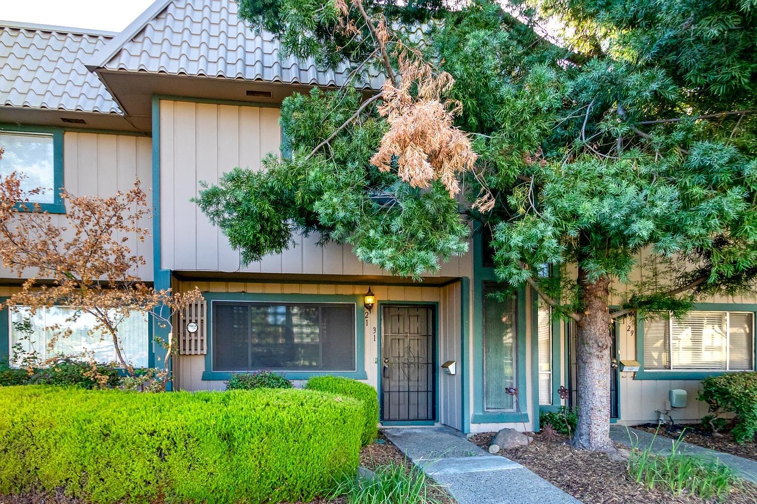 2131 Cottage Way, Sacramento, CA 95825 | Zillow