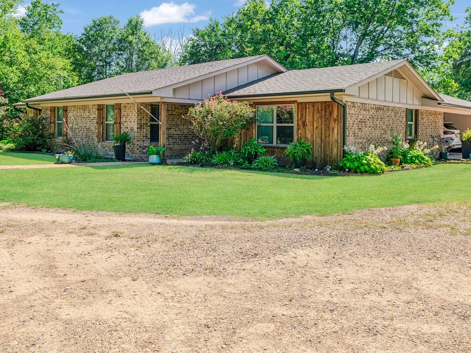 410 Fm 2121, Paris, TX 75462 | MLS #21012473 | Zillow