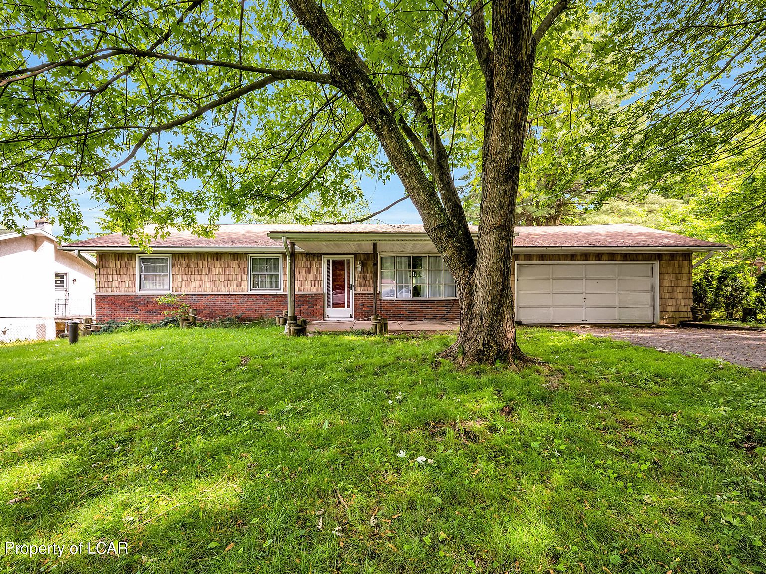 62 Rood Ave, Harveys Lake, PA 18618 | Zillow