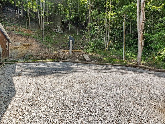 380 Bootleg Rdg, Stanton, KY 40380 | MLS #23014981 | Zillow