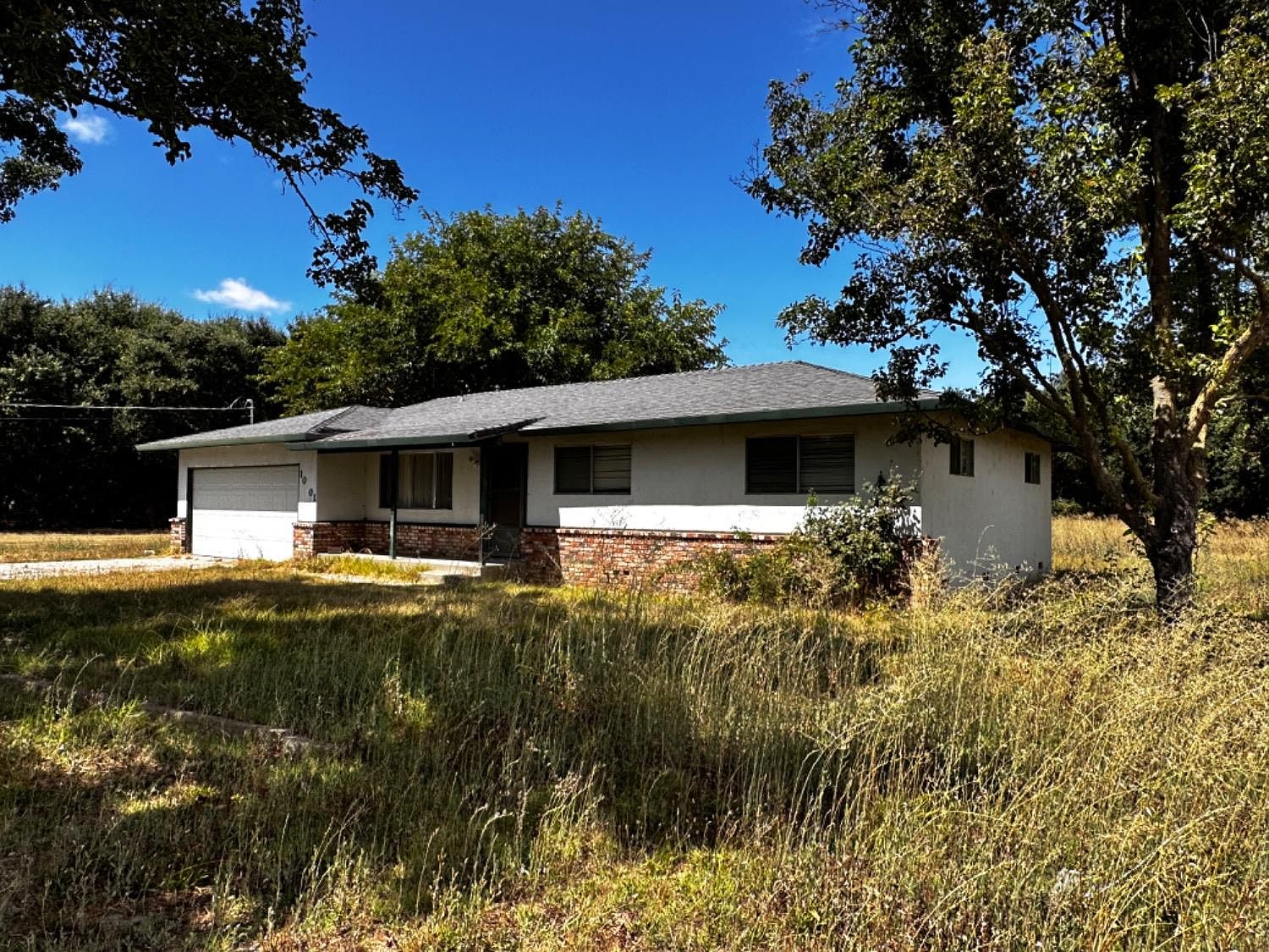 10701 W Walnut Grove Rd, Thornton, CA 95686 | Zillow