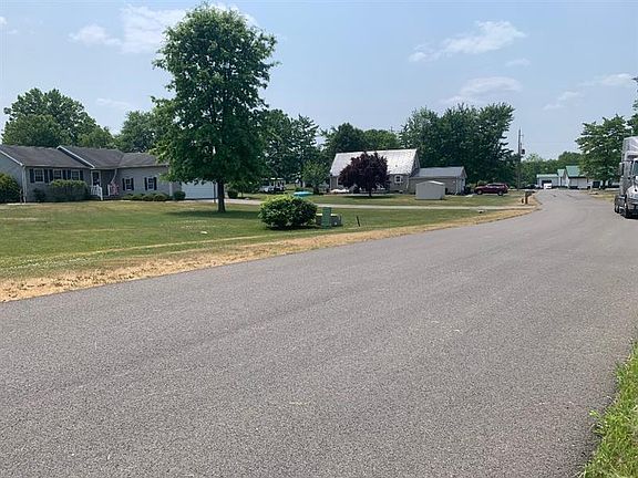 Lucas Circle Mercer Boro, Grove City, PA 16127 | MLS #1611666 | Zillow