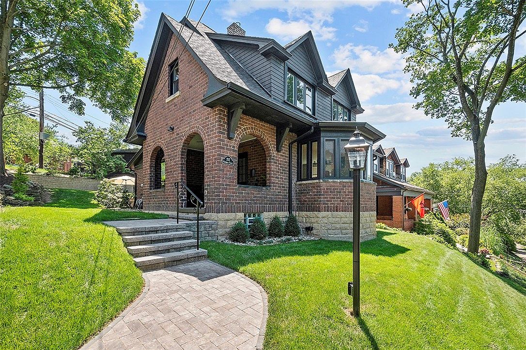 207 Magnolia Pl, Pittsburgh, PA 15228 | Zillow