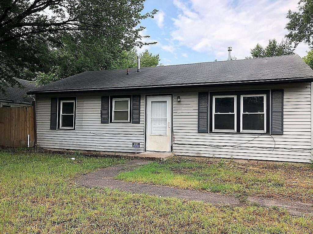 4601 S Brookhaven Ave, Wichita, KS 67216 | Zillow