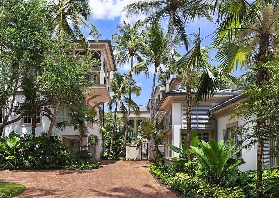 3675 Gordon Dr, Naples, FL 34102 | MLS #224021924 | Zillow