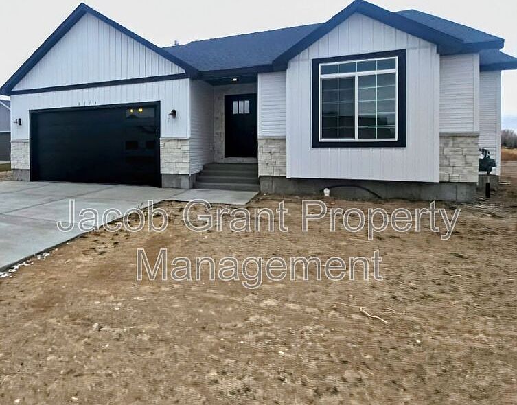 6856 S 9 W, Idaho Falls, ID 83402 | Zillow