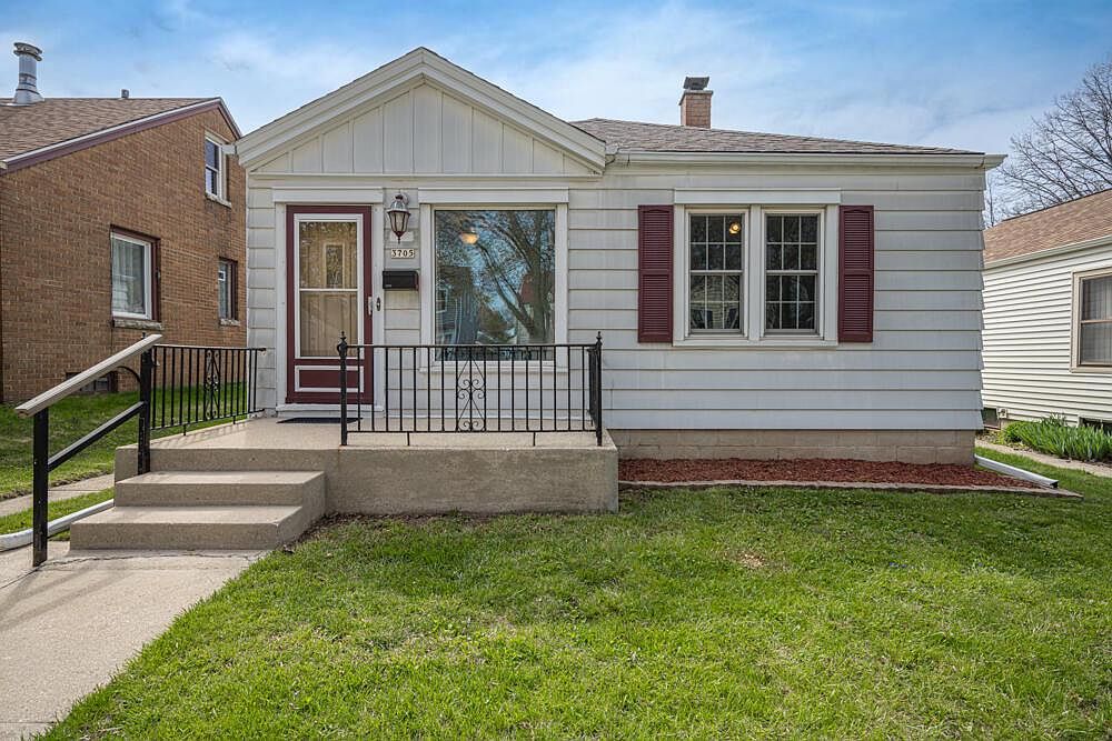 3705 South Lenox STREET, Milwaukee, WI 53207 | Zillow