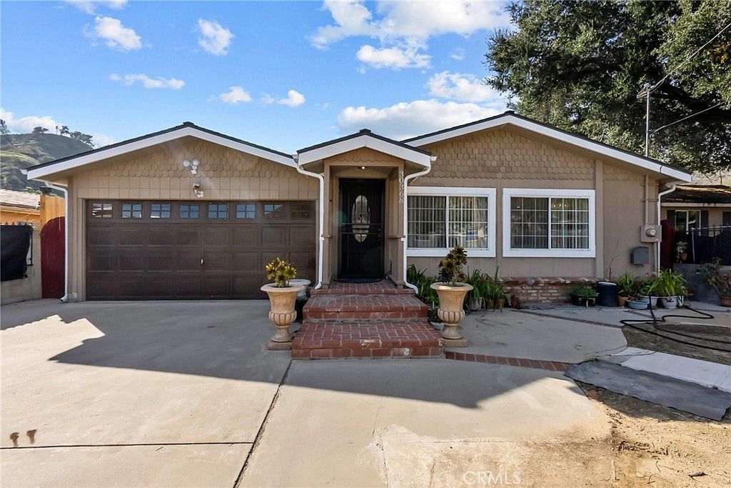 30368 San Martinez Rd, Val Verde, CA 91384 | MLS #SR24014865 | Zillow
