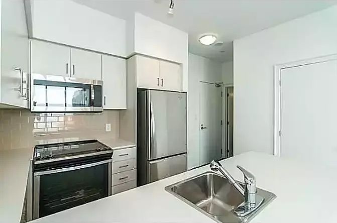 55 Mulcaster St, Barrie, ON L4M 0J4 | Zillow