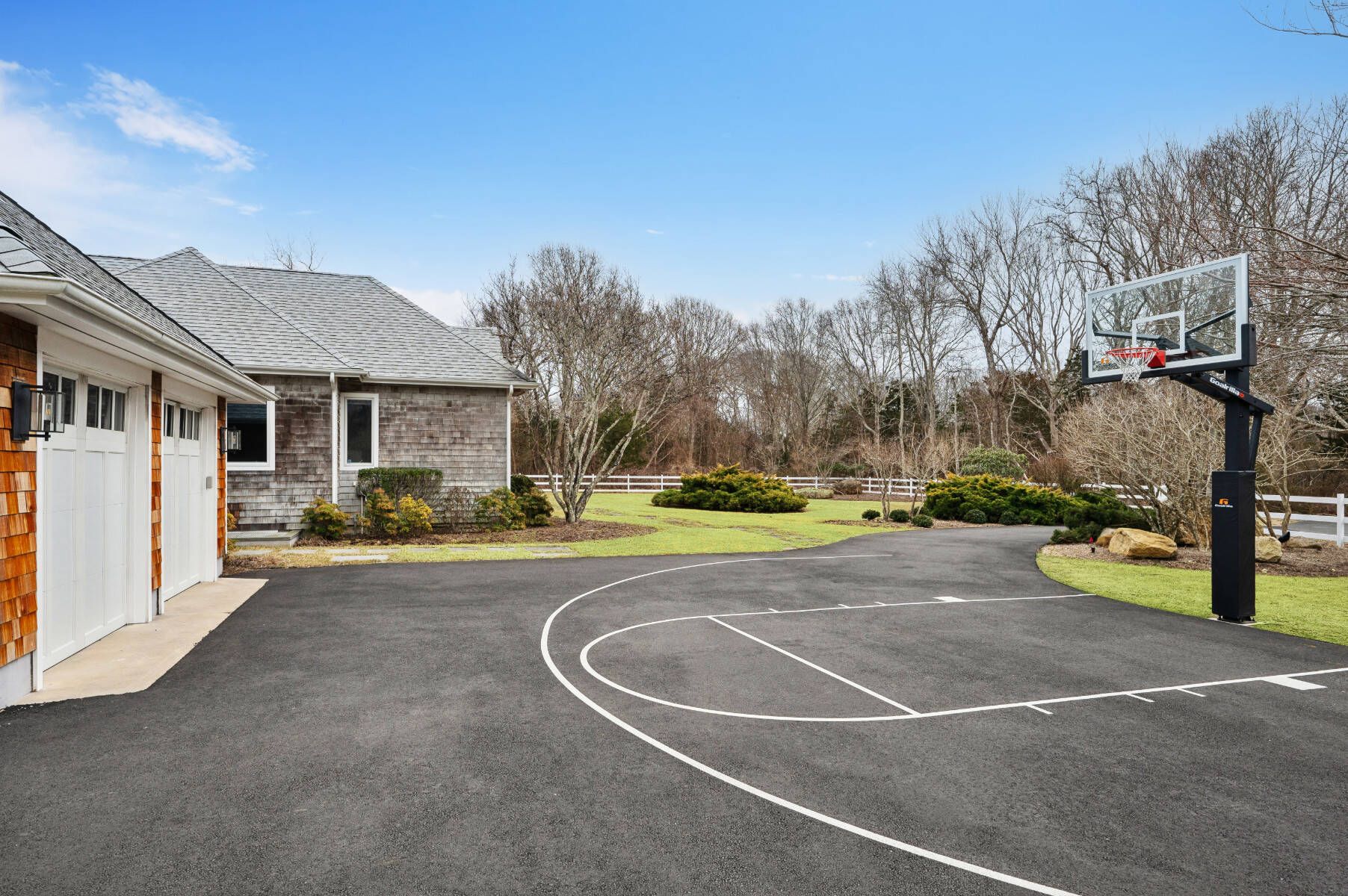 8 Haynes Ln, East Hampton, NY 11937 | Out East