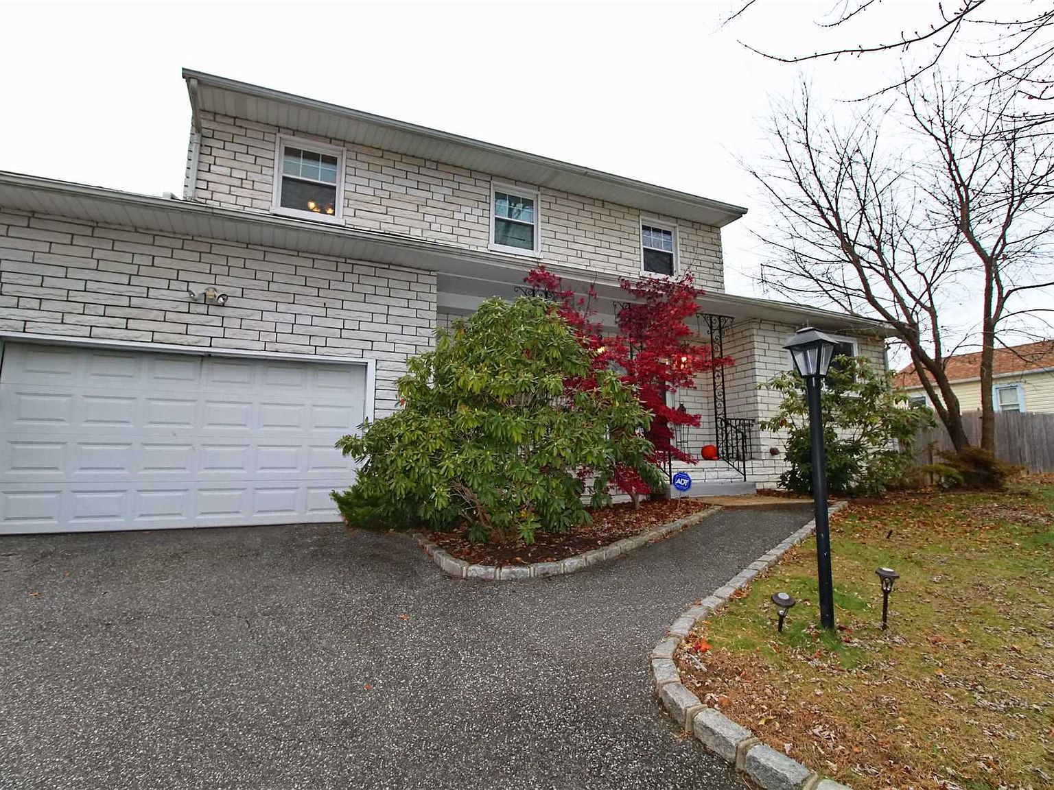 33 Valentine Ave, Huntington, NY 11743 | Zillow