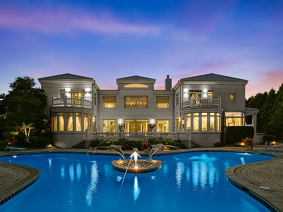 1755 Braeside Ln, Northbrook, IL 60062 | MLS #11788110 | Zillow