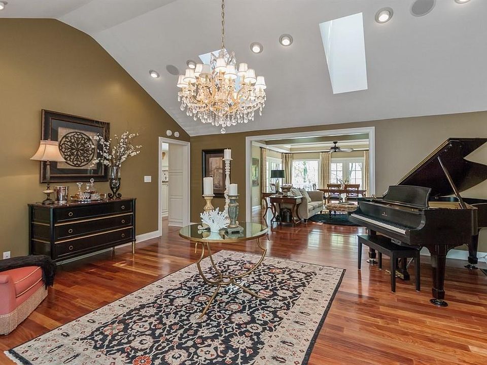 8271 Moore Rd, Indianapolis, IN 46278 | Zillow