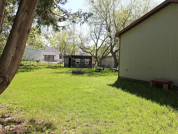 17 New Street, Swanton, VT 05488 | MLS #4994611 | Zillow