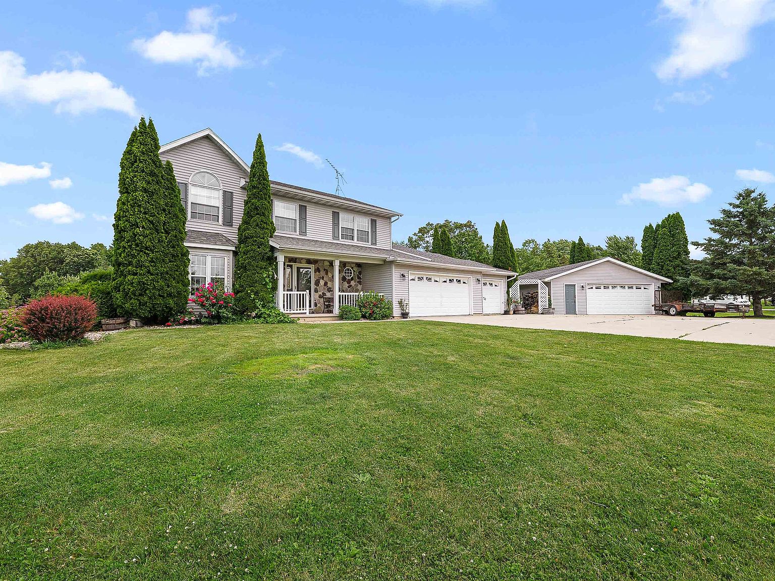 W7489 Westbrook Ln, Fond Du Lac, WI 54937 | Zillow