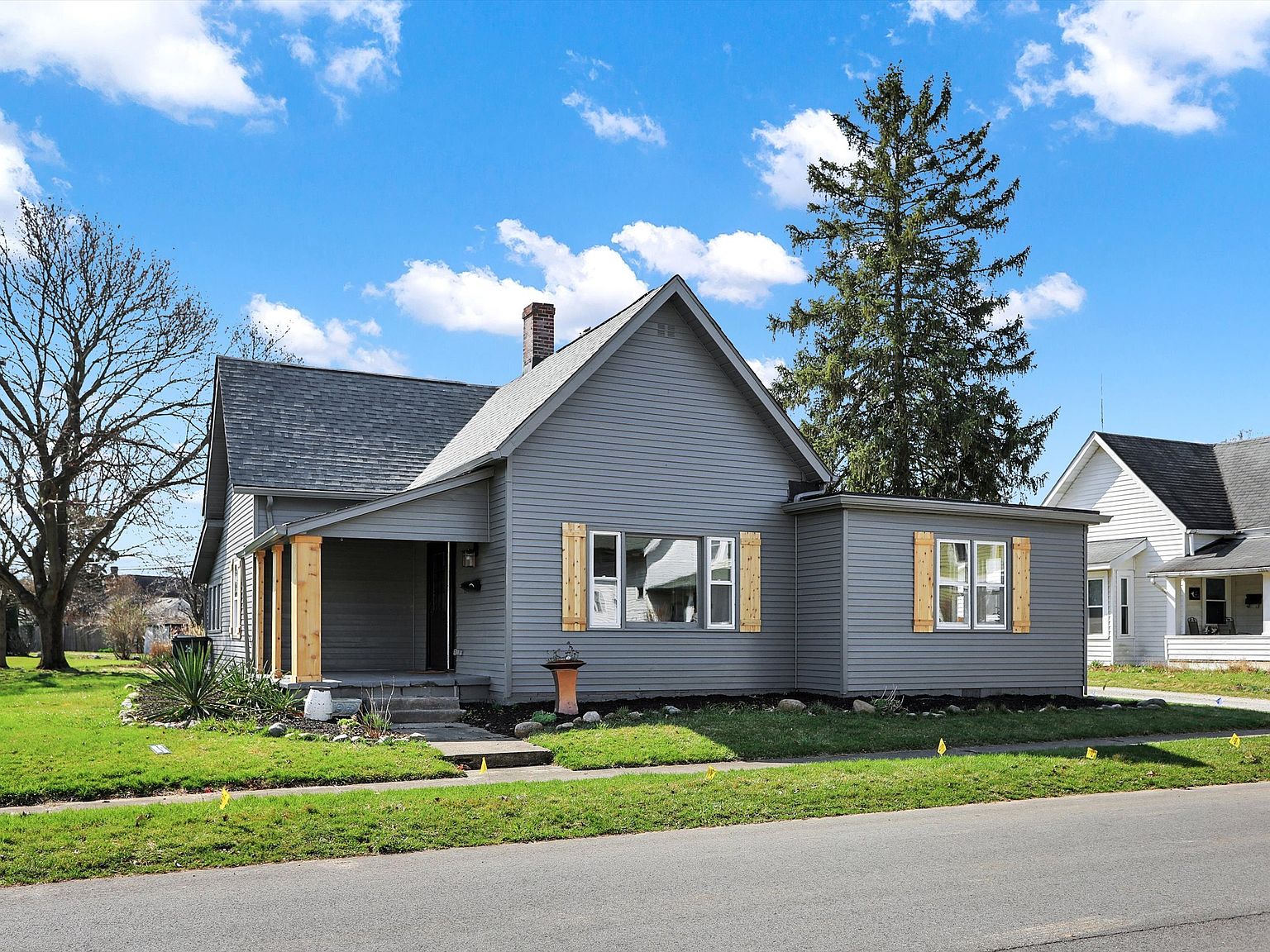 112 W Ohio St, Fortville, IN 46040 | Zillow