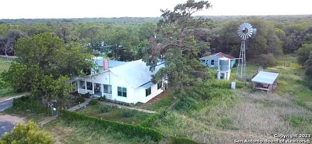 1080 COUNTY ROAD 747, Yancey, TX 78886 | MLS #1698749 | Zillow