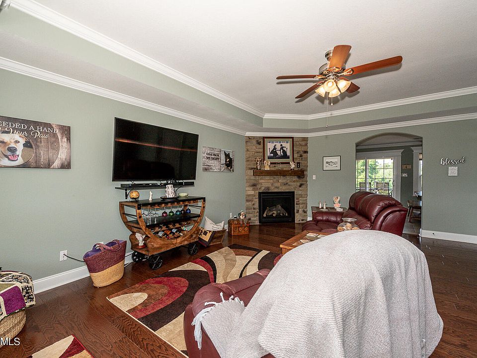 2104 Griffitts Mill Cir, Maryville, TN 37803 | Zillow 2104 Griffitts Mill Cir, Maryville, TN 37803 | Zillow