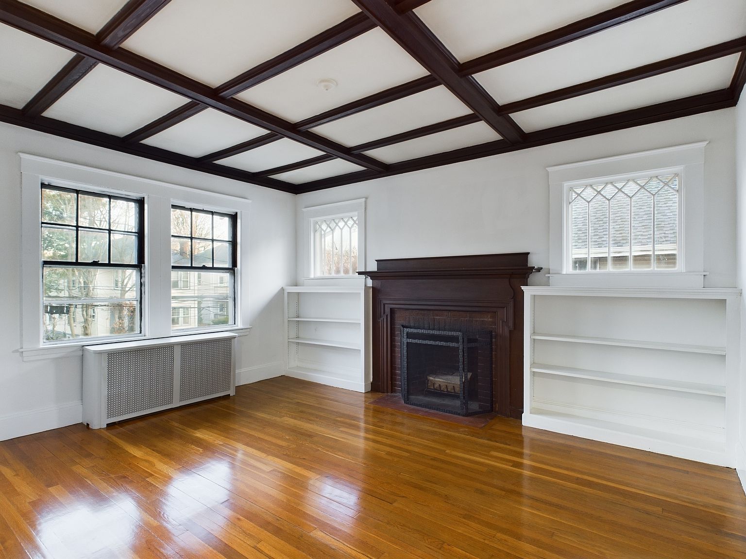 25 Rowe St #2, Auburndale, MA 02466 | Zillow