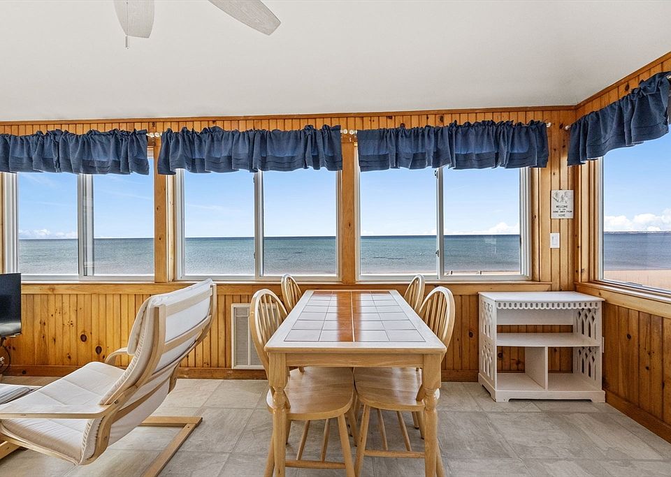Pilgrim Beach Village - 174 Shore Rd North Truro MA | Zillow