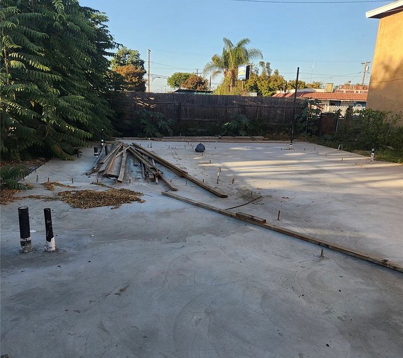 4704 E Compton Blvd #2, Compton, CA 90221 | MLS #PW23191394 | Zillow