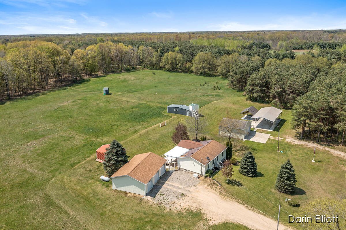 1531 W Hansen Rd, Sidney, MI 48885 | Zillow