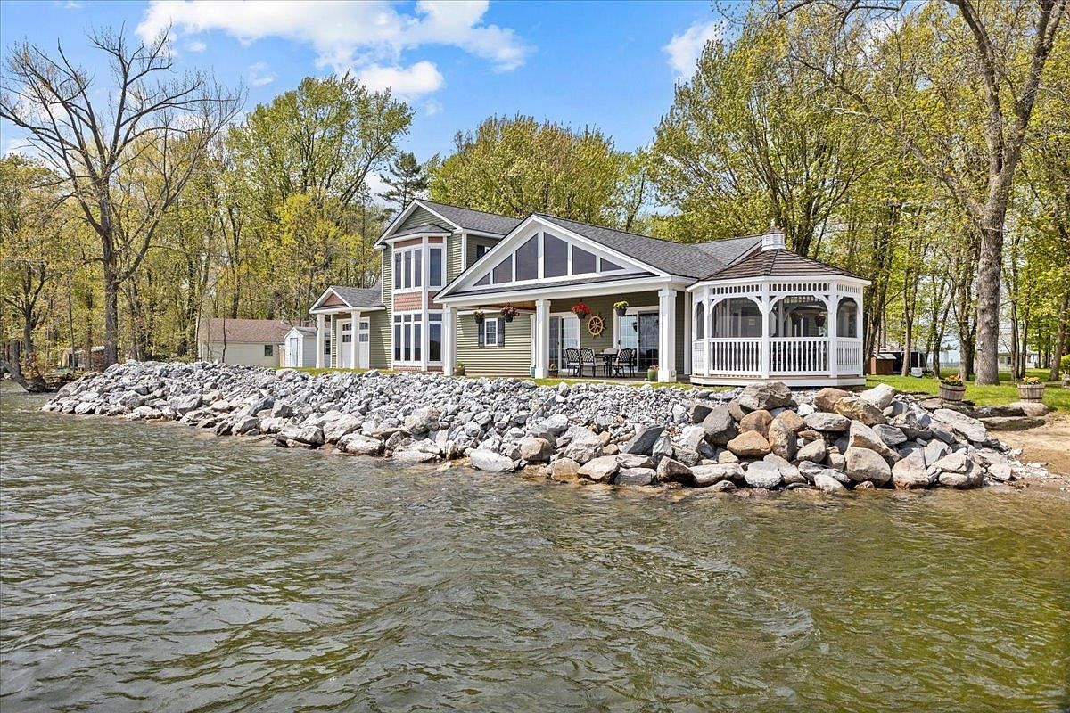 47 Old Shantee Point Road, Saint Albans Bay, VT 05481 | MLS #4987026 | Zillow
