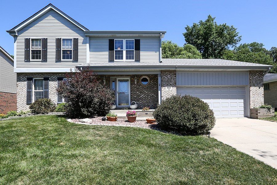 8113 Compton Rd, Woodridge, IL 60517 | Zillow