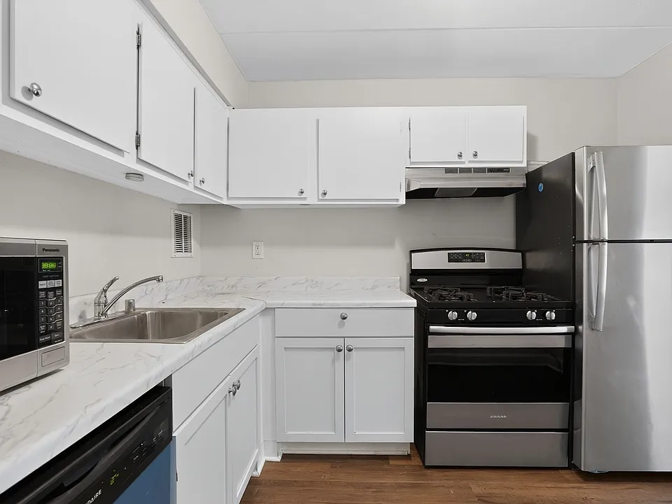 5701 Indian Ct Alexandria VA | Zillow