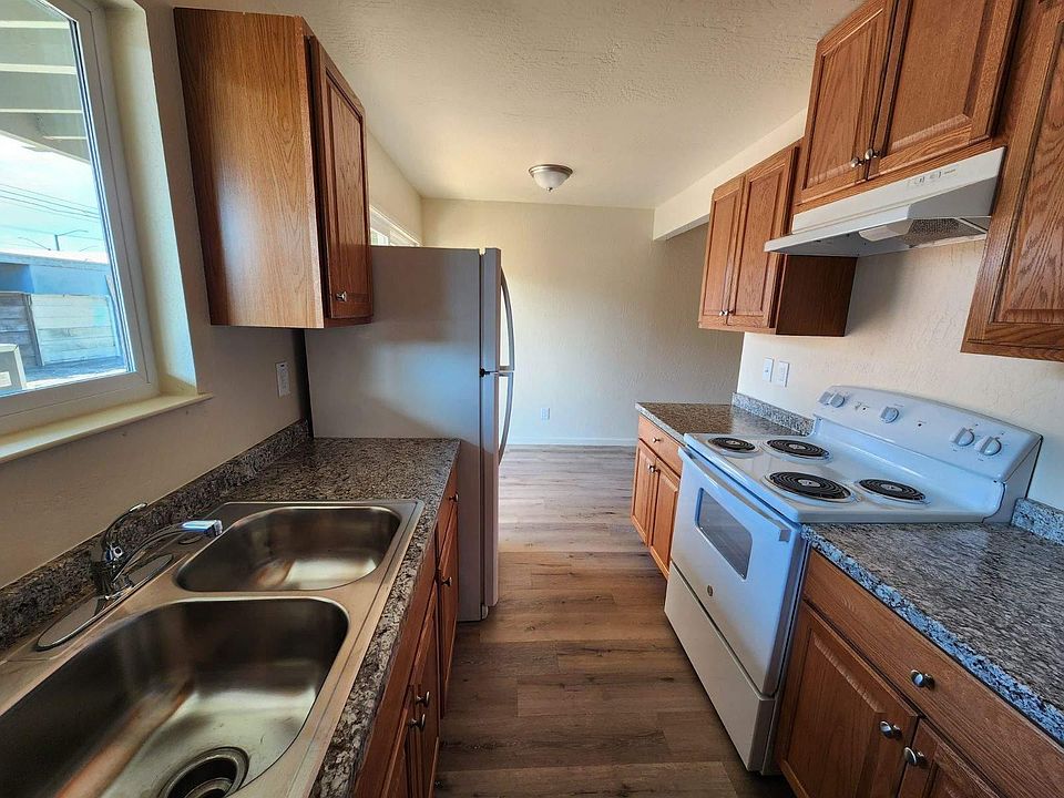 318 Soledad St, Salinas, CA 93901 | Zillow